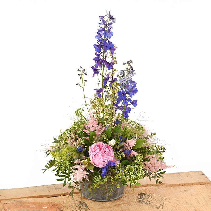 Florists, Swaffham, Norfolk | Starlings of swaffham florist delivering ...